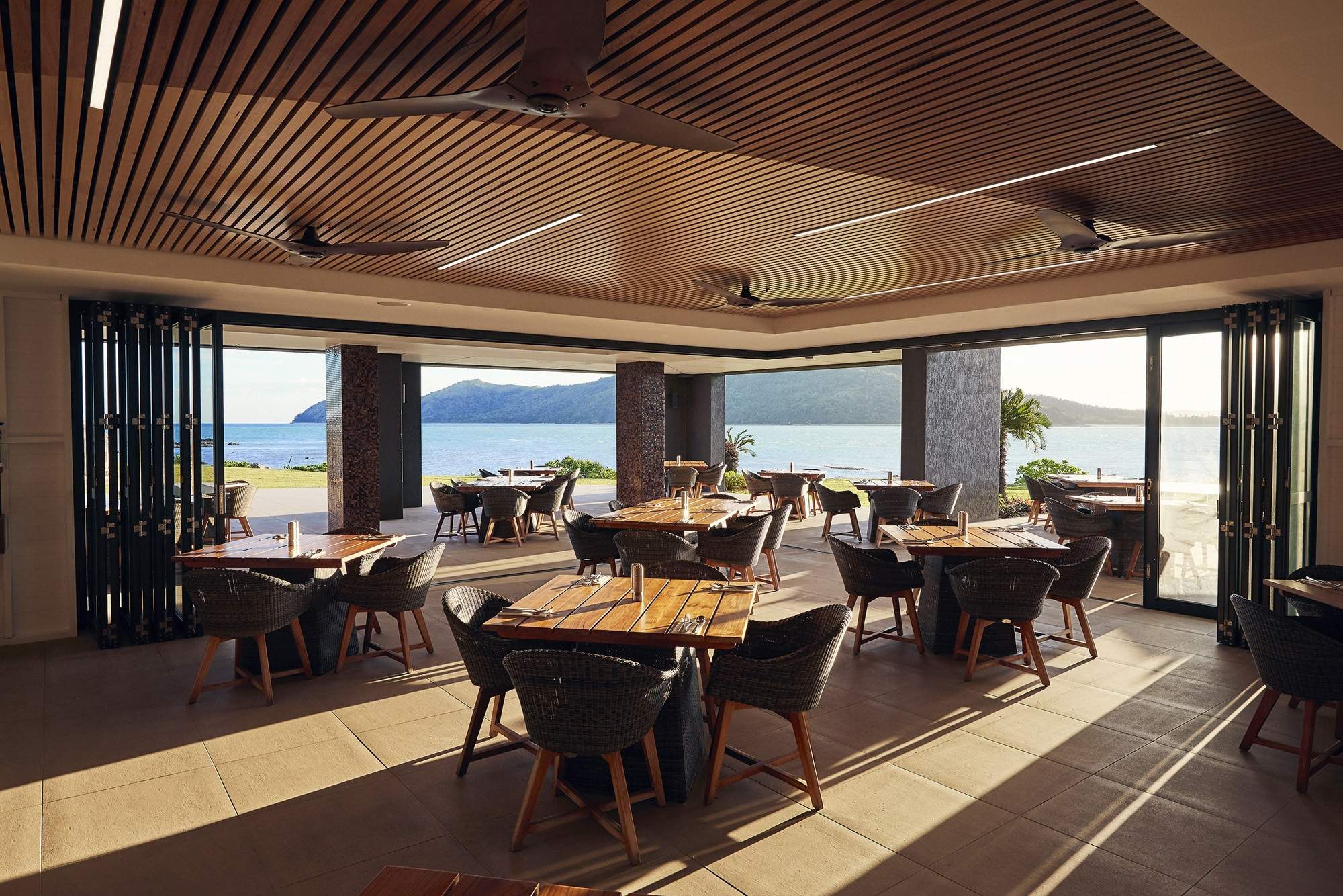 Salti Restaurant & Bar | The Whitsundays