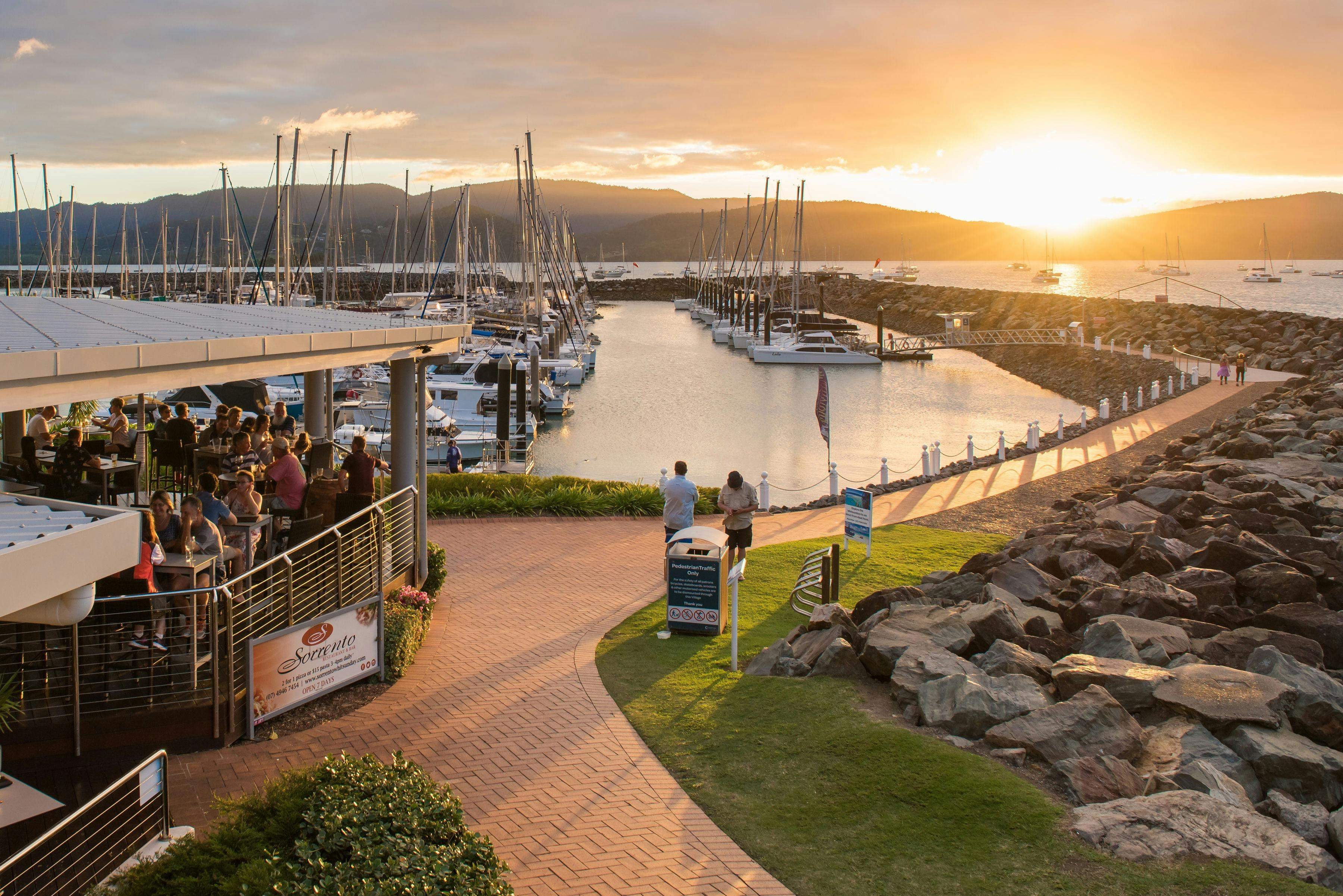 Sorrento Restaurant & Bar | Tourism Whitsundays