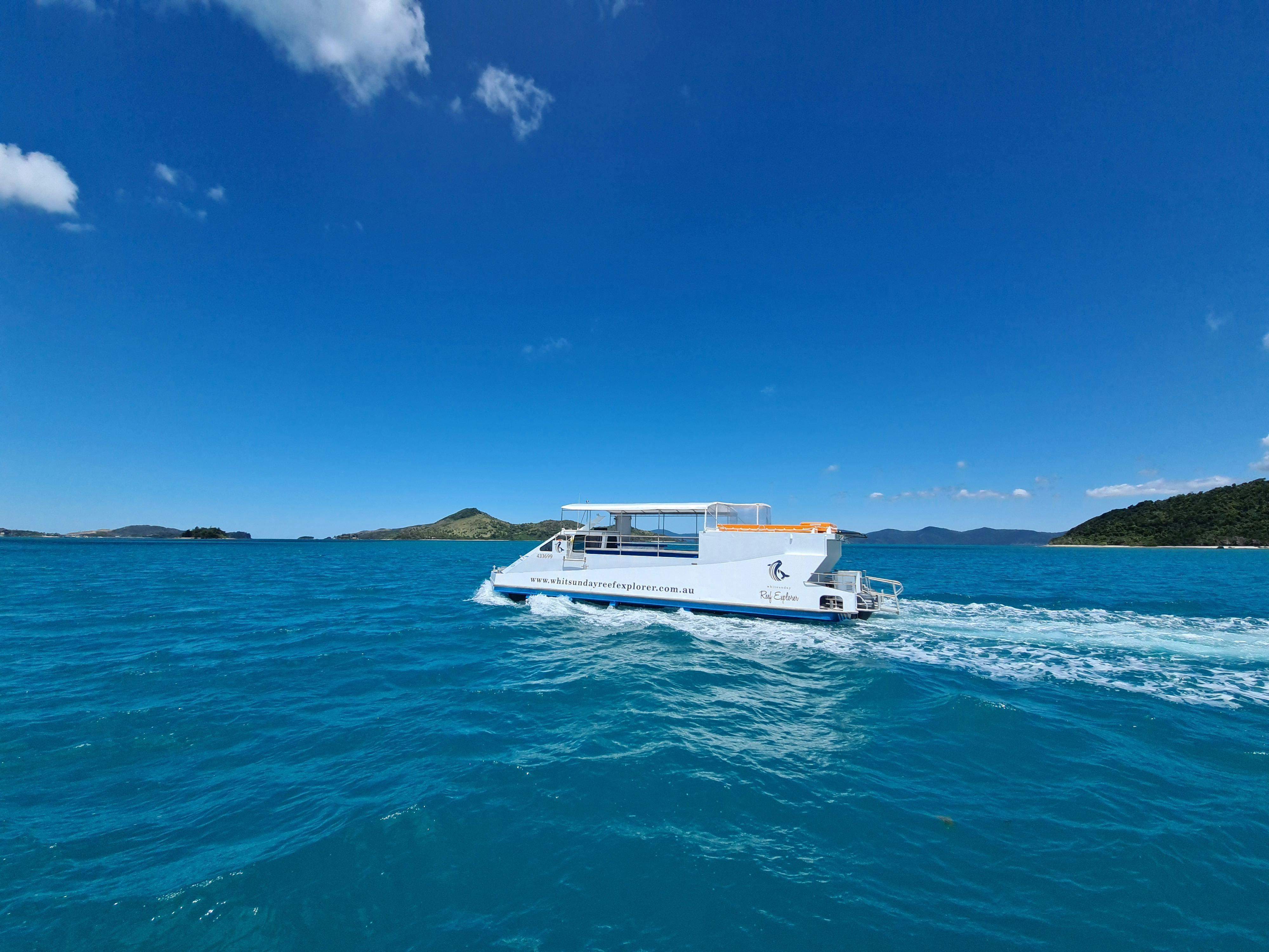 Island Explorer - Semi-sub | The Whitsundays